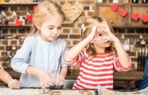 15 Benefits of cooking at home for your mind, health, couple and wallet