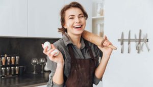 15 Benefits of cooking at home for your mind, health, couple and wallet
